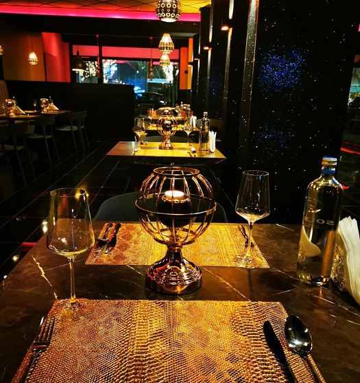 Where Is The Best Indian Restaurant For Tourist Groups In Hoofddorp ...